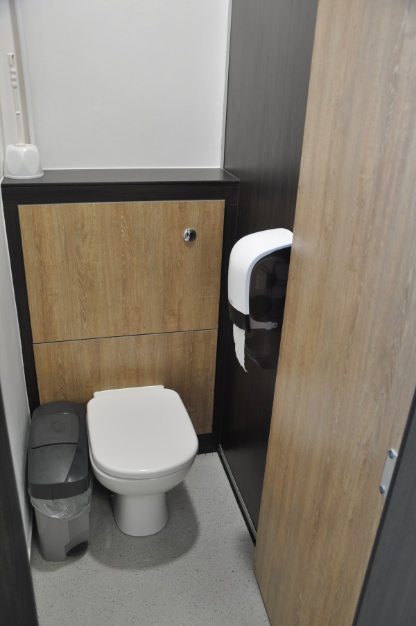 Types of Toilet Cubicle Configurations | Cubicle Centre